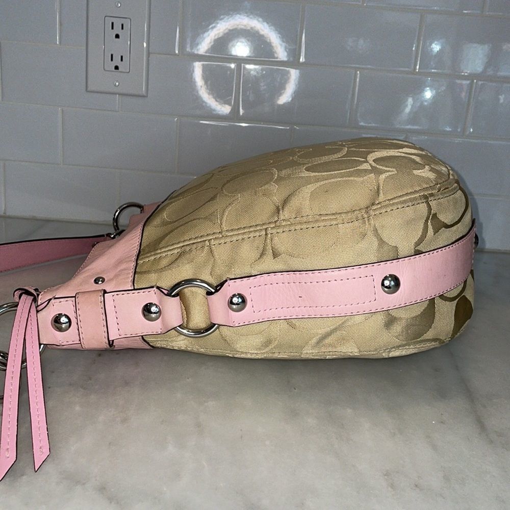 Coach Signature Jacquard Logo Zoe Xl Shoulder Bag - Gem